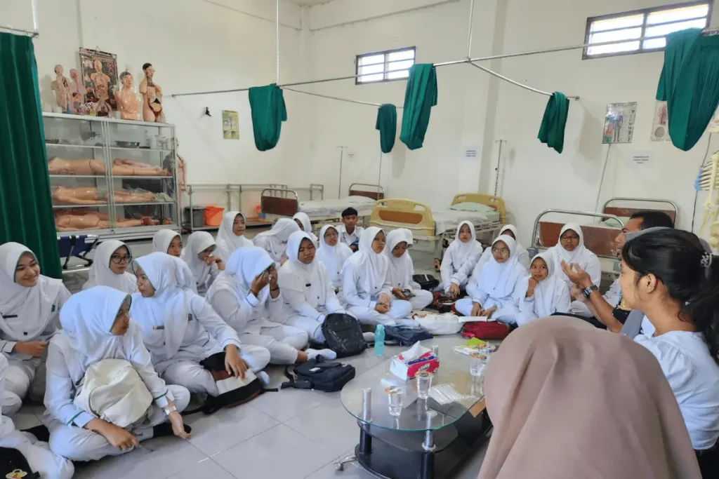 Kerja Kaigo di Jepang - JOBJEPANG.COM